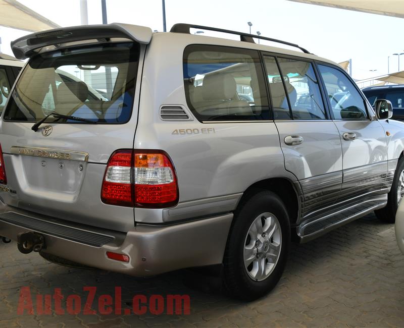 TOYOTA LAND CRUISER GXR- 2007- SILVER- 250 000 KM- GCC