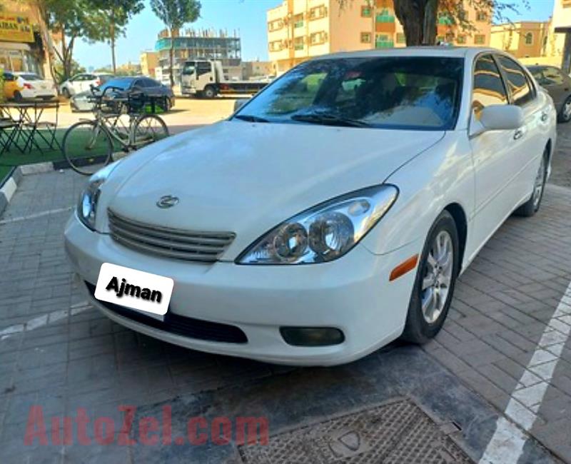LEXUS ES 330 Model 2004 in Excellent condition